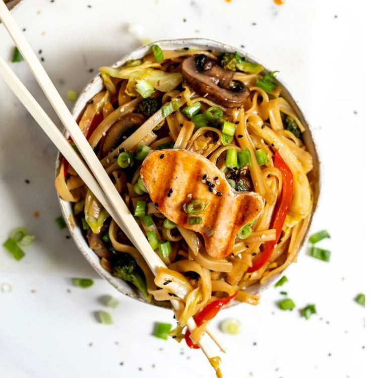 Ginger Soy Chinese Noodles With Happy Fish – Blue Circle Foods